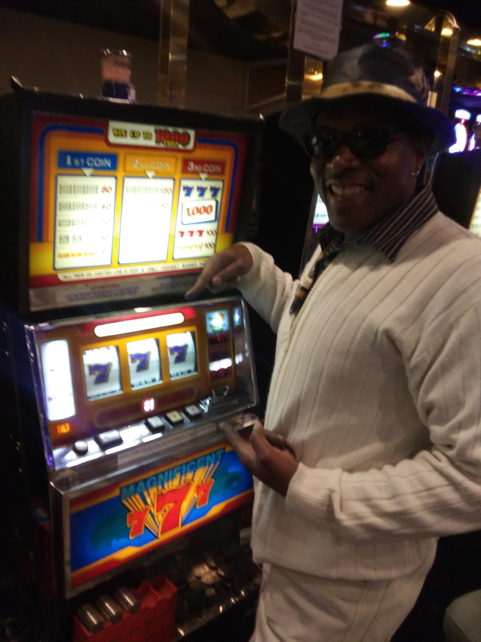 Magnificent Sevens Slot Machine by