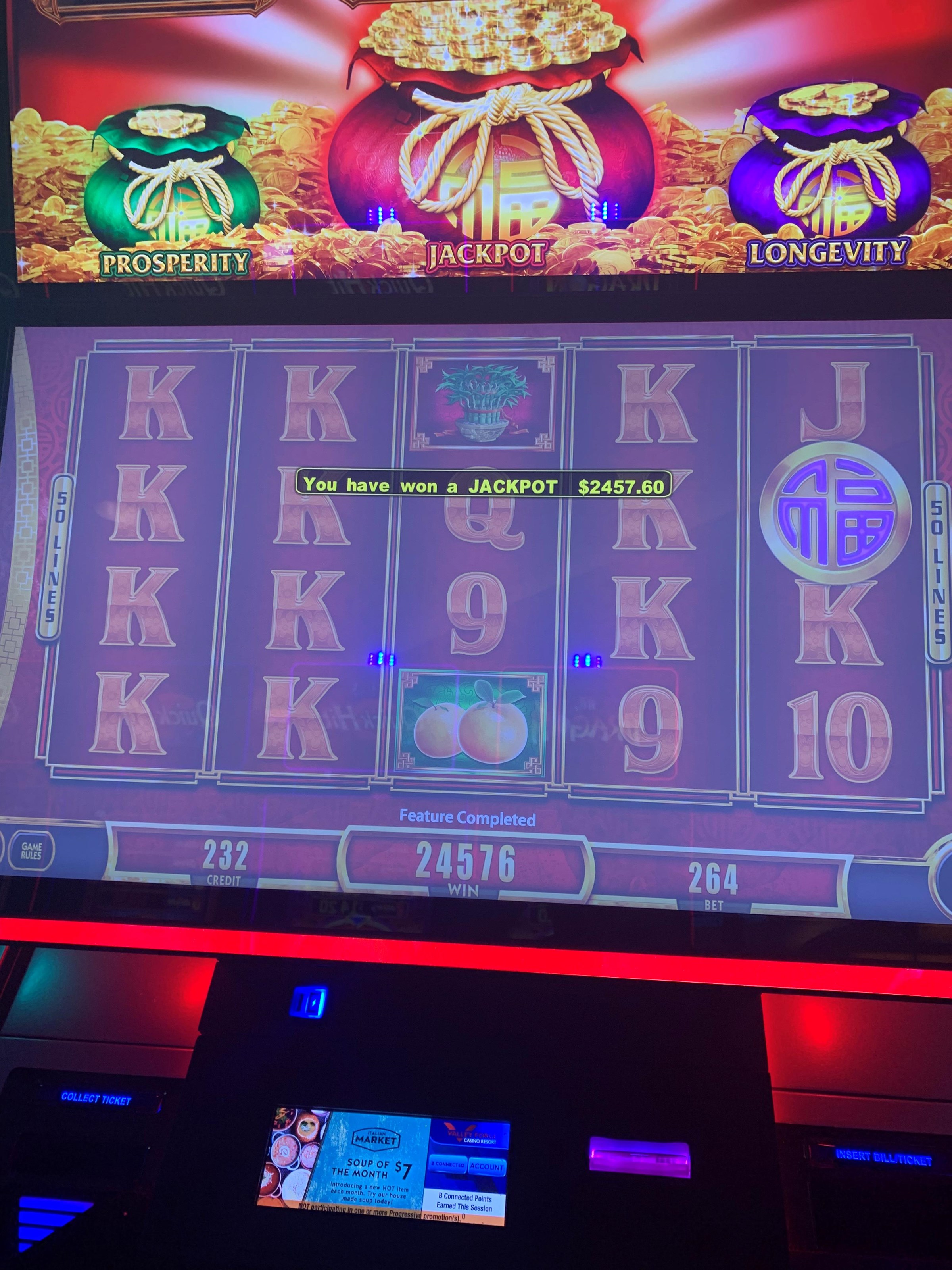 Coin Combo Marvelous Mouse Slot Machine by